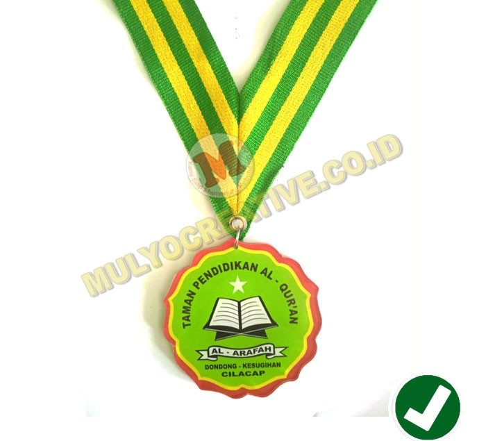 Jual Medali Mendali Madrasah – Logo Custom Murah – pesan name tag ...