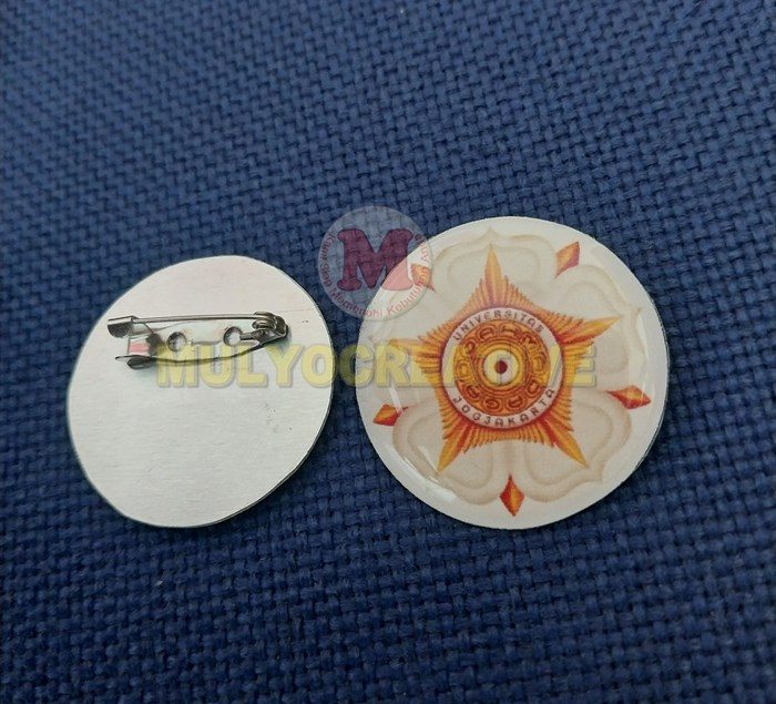 Order Bros Universitas Gadjah Mada – pesan name tag lencana pin plakat ...