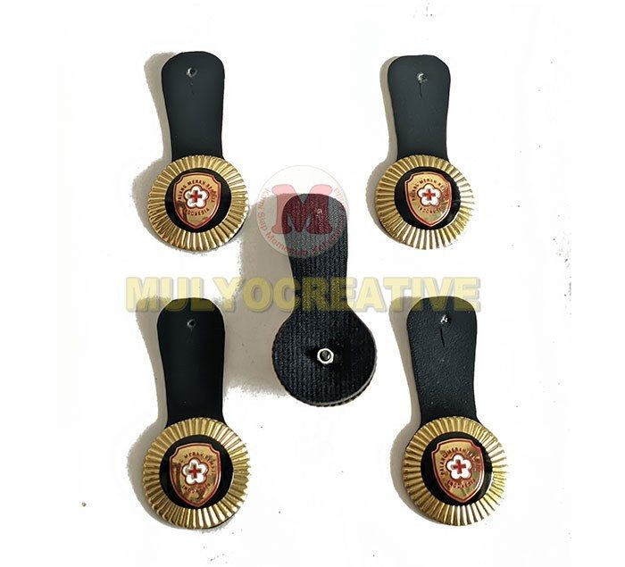 Pesan Pangkat Tanda Jabatan Logo PMR Indonesia – pesan name tag lencana ...