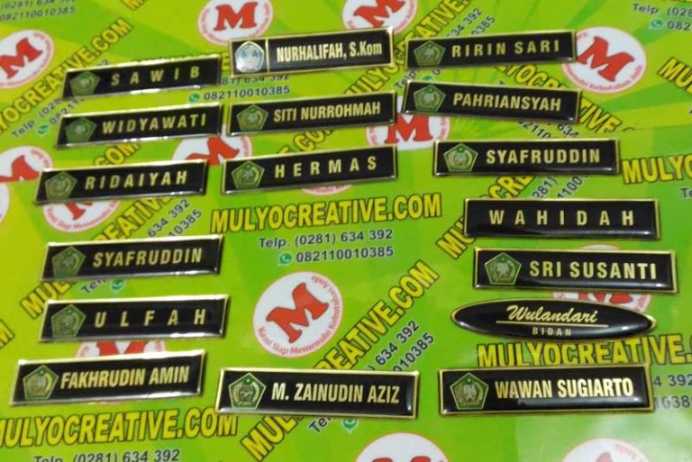 Papan Nama Dada Pusat Nametag Terlengkap, Desain Sendiri Name Tag Anda ...