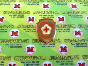 Pin PMI – Pesan Pin Palang Merah Indonesia – Bisa Custom – pesan name ...